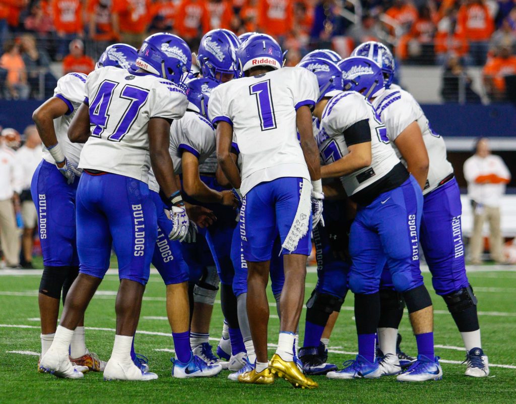 Joshua Moore To Transfer From IMG Back To Yoakum | Texas HS Football