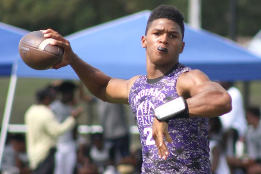 QB Roschon Johnson Becomes First Texas Commit In 2019 Class | Texas HS ...