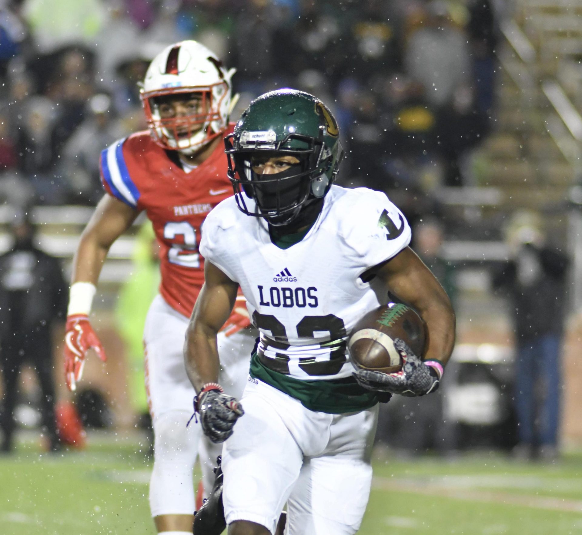 Waco Midway Wins Thriller In Rain Over Longview To Move To Title Game ...