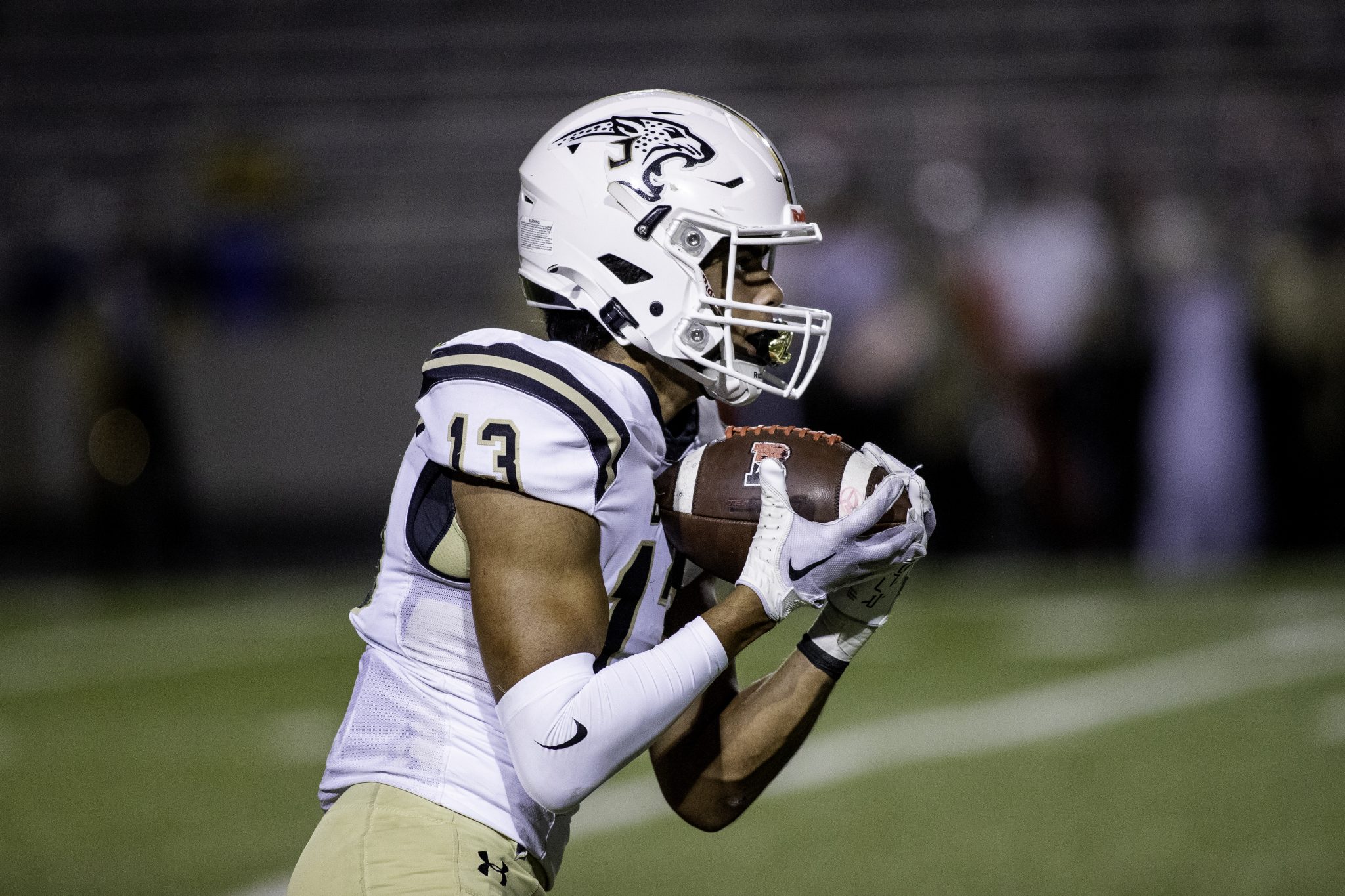 Austin Bowie Bulldogs 49 / Buda Johnson Jaguars 7: Photos