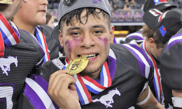 Grayson Rigdon, Benjamin Blow by Loraine in 1A D2 Title Game