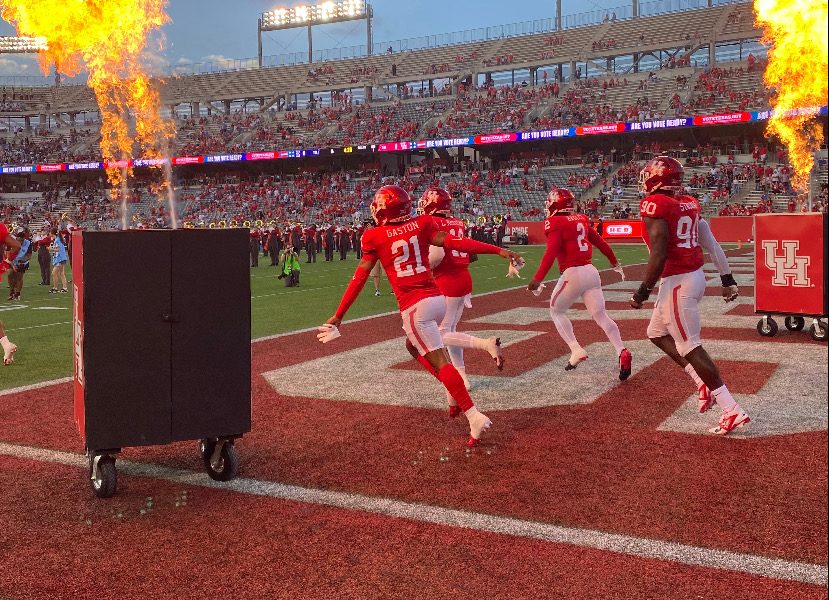 Stephon Johnson Helps Houston Cougars Win Bayou Bucket Classic