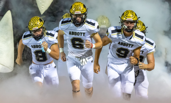 Abbott Panthers Stay Perfect, Dominate Aquilla in Rivalry