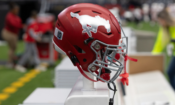 Mustangs Advance to Regional Final After Beating Katy Tigers